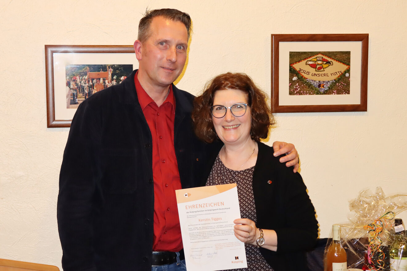 Kerstin Tigges (KF Elmpt) erhält Ehrenzeichen – kolping-ac.net